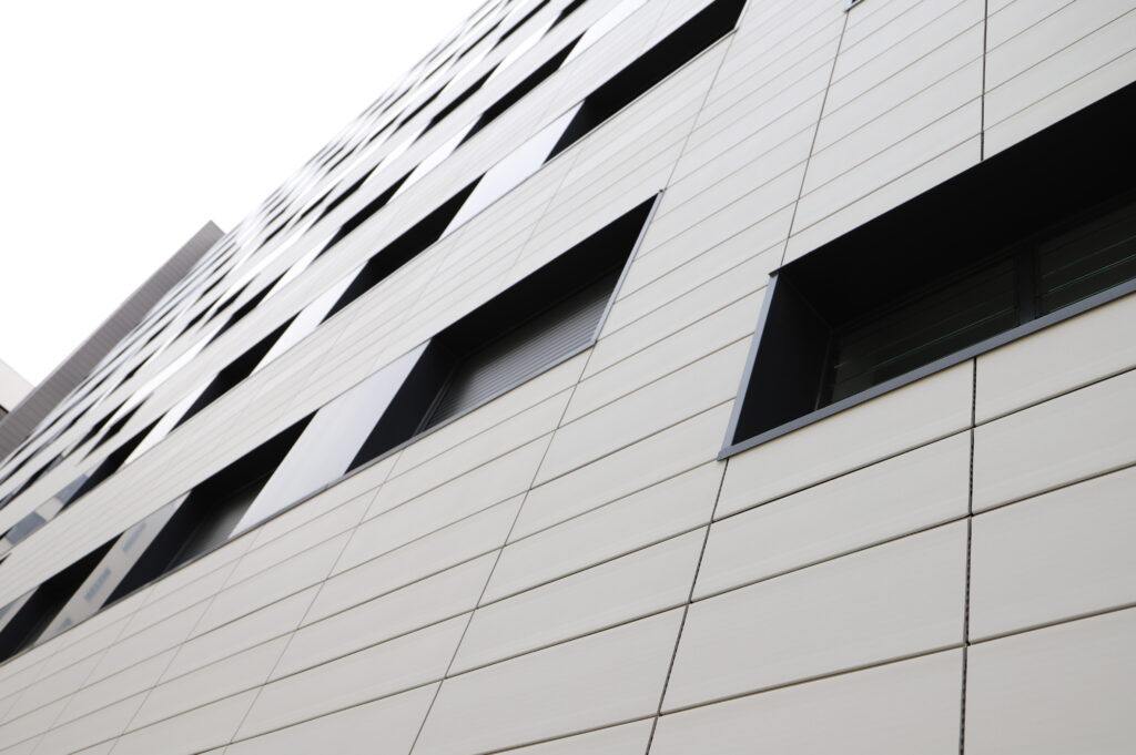 Zero-Emission Building with Ceramic Ventilated Façades | FAVEKER® Blog