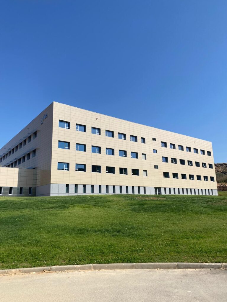 Arquitectura higiénica y sanitaria en edificios saludables | Blog FAVEKER®